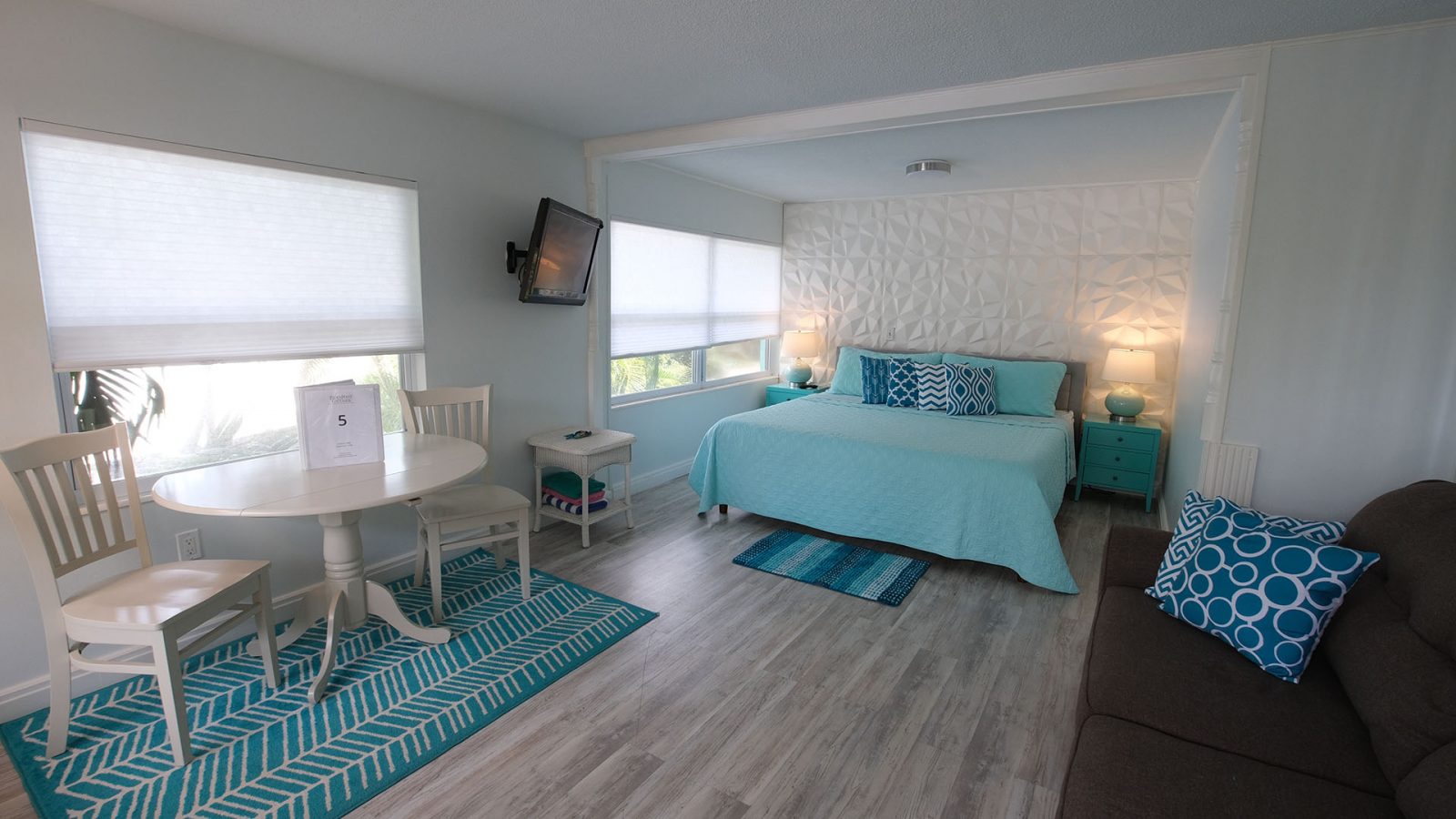 Our Cottages – Beachpoint Cottages Siesta Key Vacation Rentals